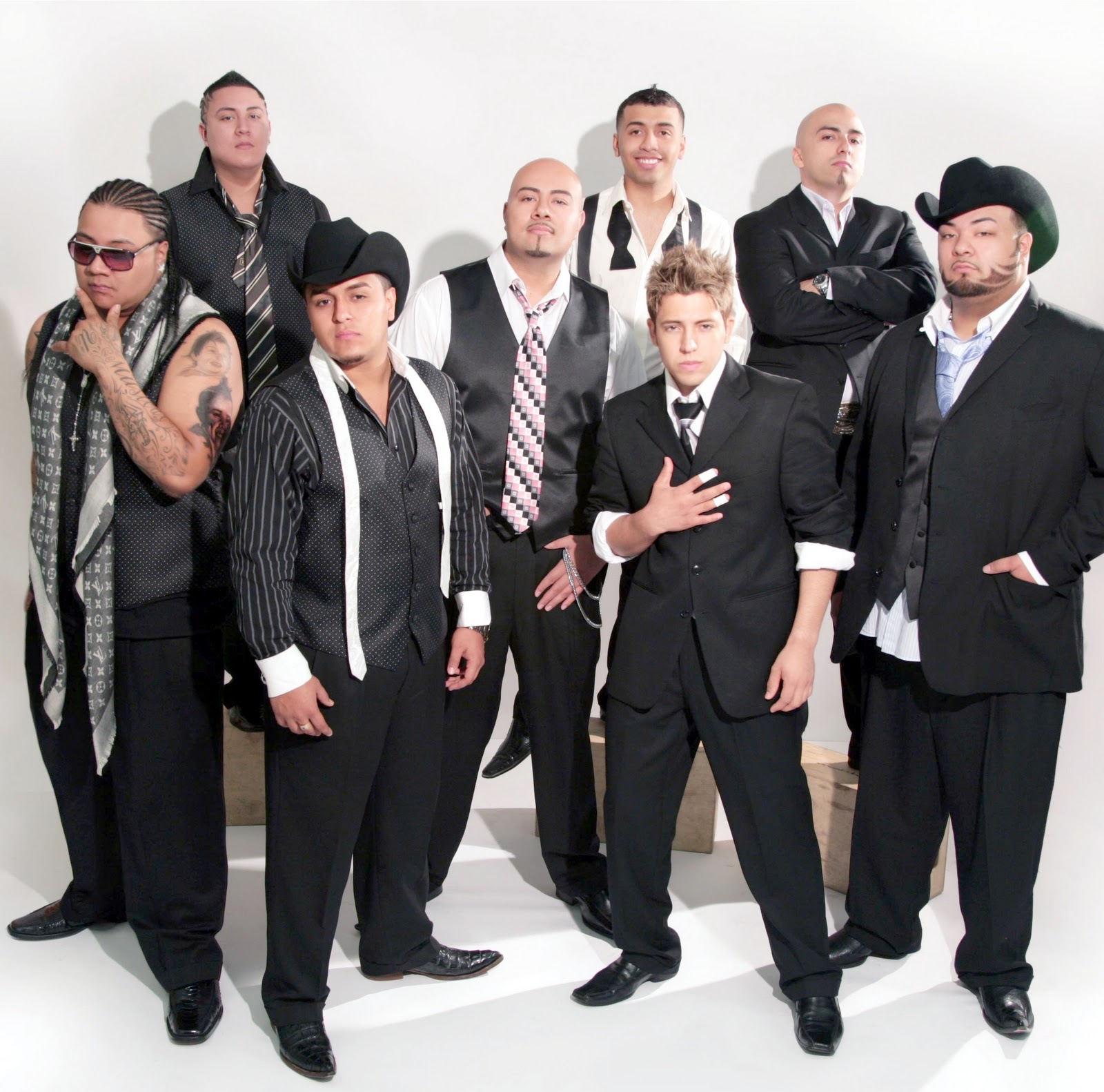 Alacranes Musical and Los Grandes del Pardito Bring the Noise – NorteñoBlog